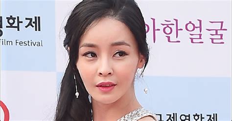 Md포토 윤설희 눈빛도 섹시해