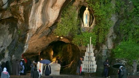 Lourdes Sanctuaire 5 Raisons De Les Visiter Absolument