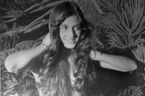 17 Year Old Amy Billig Disappears While Hitchhiking To Her Fathers Art