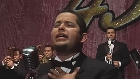 ¡y La Que Flote Paola Suárez Se Vuelve Tendencia Con Memes De Eso Suárez N