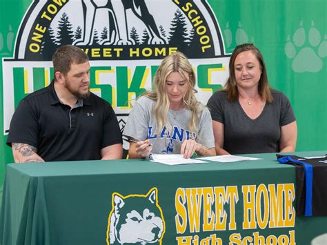 Natalie Summers Signs With Lane Community College The New Era