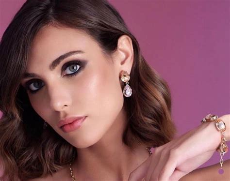 Luca Onestini Ha Una Nuova Frequentazione Si Tratterebbe Di Sofia Monti