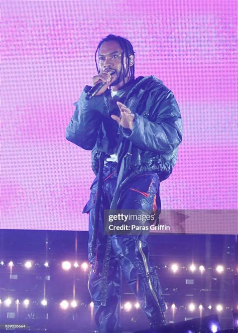 Singer Miguel Performs Onstage During The War And Leisure Tour At