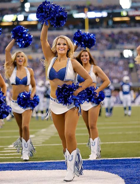 Nfl Cheerleaders Week 17 Artofit