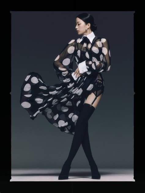 문가영 관능미 넘치는 섹시 화보 공개 패션서울