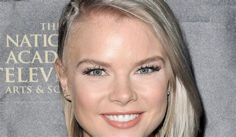 Yandrs Kelli Goss To Netflixs The Ranch News