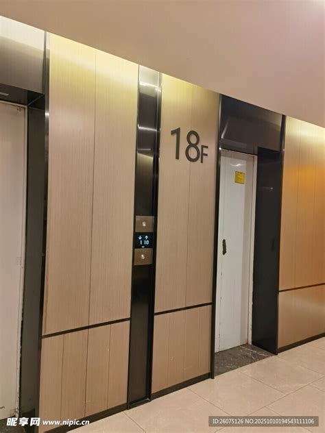 现代风格的电梯间场景摄影图 建筑景观 自然景观 摄影图库 昵图网