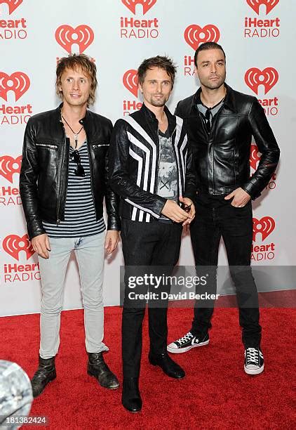 2522 Chris Wolstenholme Photos And High Res Pictures Getty Images
