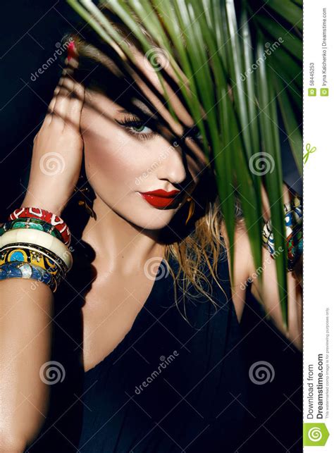 Jungle Girl Makeup