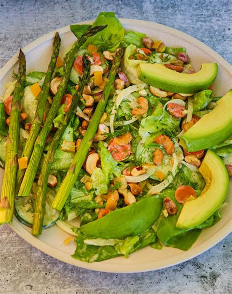 Butter Leaf Lettuce Salad In A Creamy Dill Dressing Justine Cooks Vegan