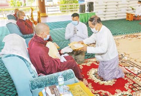 တပ်ကုန်းမြို့နယ်အတွင်းရှိ ဘုန်းတော်ကြီးကျောင်းများနှင့် သီလရှင်ကျောင်းမ