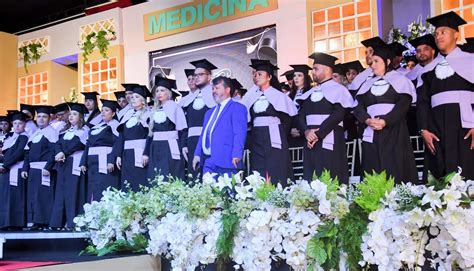 La Universidad Central Del Paraguay Líder En Formación Médica En América Latina Expresión Digital