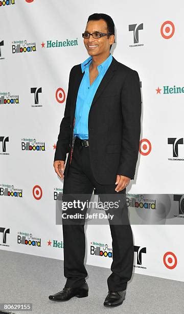 Jon Secada Portraits Photos And Premium High Res Pictures Getty Images