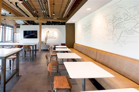 Plaskolite Hanlin Rainaldi Construction