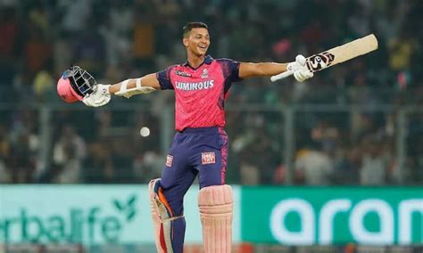 Jaffer Doesnt Want Jaiswal To Focus On Ranji Trophy Amid Ipl