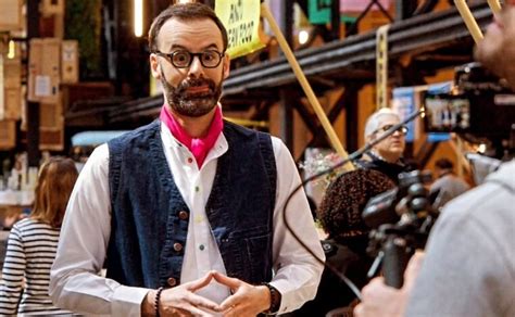 Pierre Raffard Géographe Auteur Et Présentateur Arte