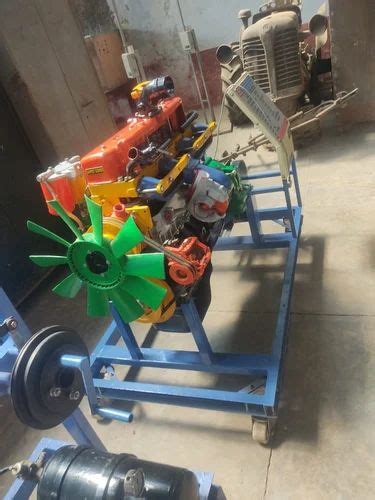 Six Cylinder Diesel Engine Cut Section Number Of Cylinder 6 4 At ₹ 90000 Piece In Ambala