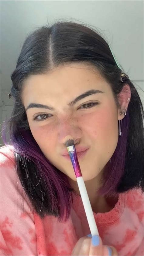 Pin De Liberty ★ Em Charli Damelio Cabelo Rosa Penteados Fáceis