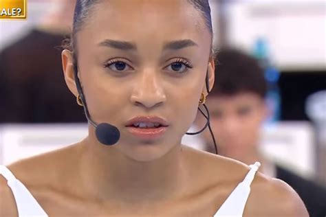 Amici Marisol Origini Della Ballerina Già Apparsa In Tv Contrataque