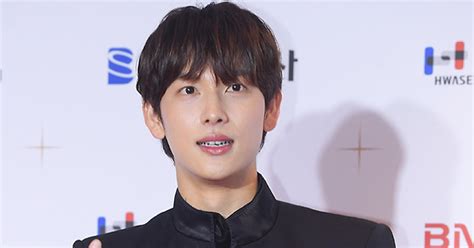 Td포토 임시완 하트 뿅~