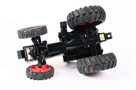 Case 2594 Tractor Shackelton Auctions Inc