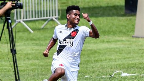 Vasco Campeão Da Copa Do Brasil Sub 20 Paulinho Inspira Marcos Dias