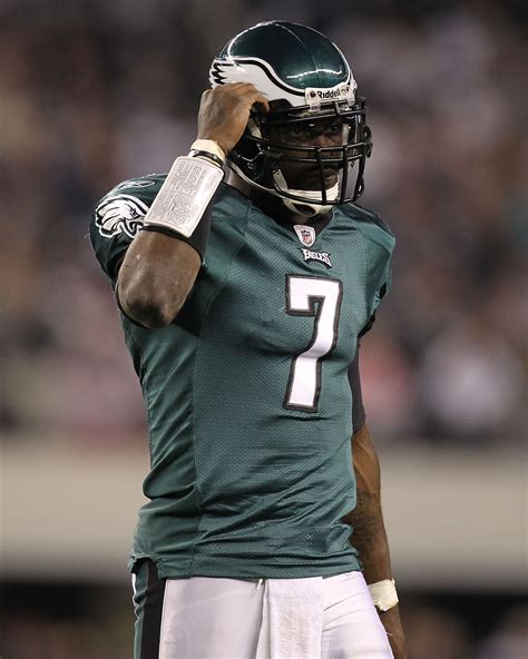 Michael Vick Eagles Put Franchise Tag On Him What Does It Mean