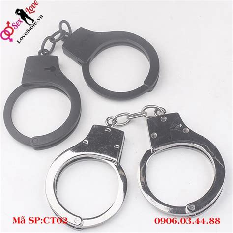 Còng Tay Số 8 Tình Yêu Lovestore
