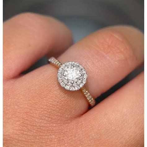 Faith Diamonds 9ct Canadian Yellow Gold 070ct Round Brilliant