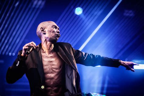 Faithless Voorman Maxi Jazz 65 Overleden
