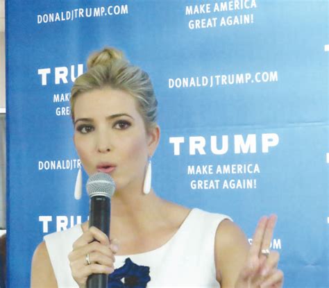 셋째 임신한 트럼프의 딸 이반카 트럼프 최근 해외 연예가 소식 네모판