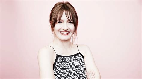 Download Emily Mortimer Sleeveless Wallpaper