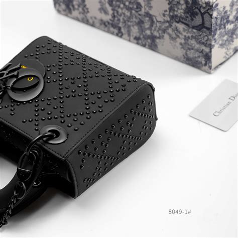 Christian Dior Lady Dove Small 8049 1 Tasbatam168