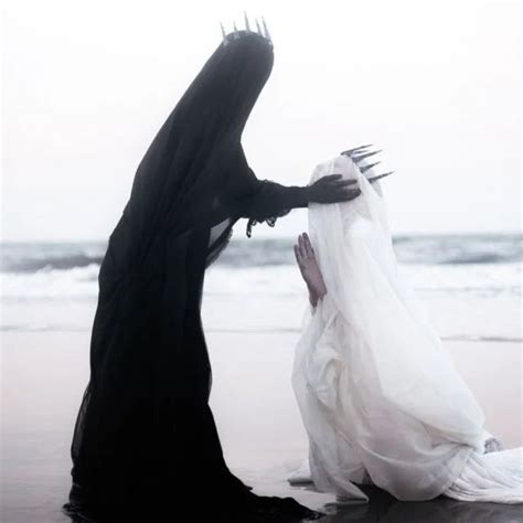 ‎مـــــايــا‎ Wattmaya • Threads Say More