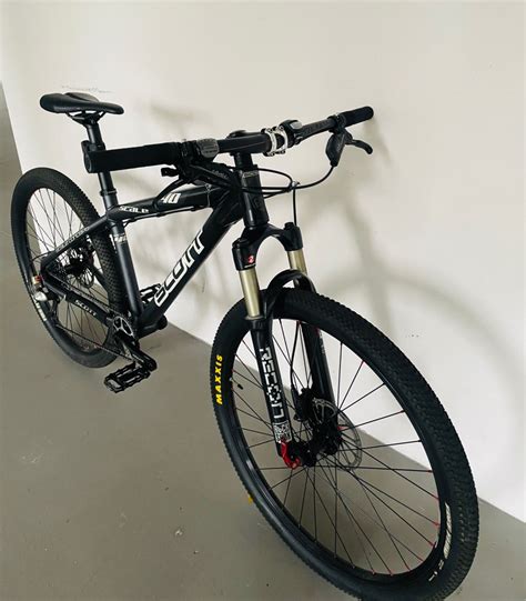 Scout Scale 40 Sports Equipment Bicycles And Parts Bicycles On Carousell