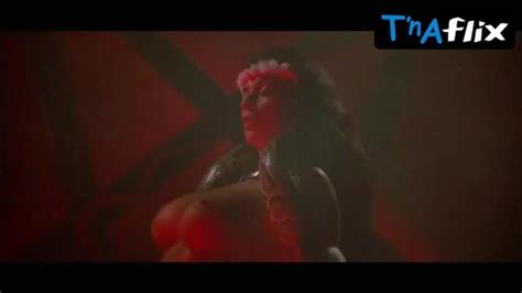 Raven De La Croix Breasts Scene In The Lost Empire