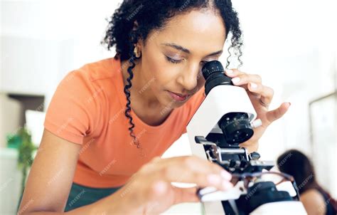 Premium Photo Ophthalmology Woman On Microscope And Glasses For