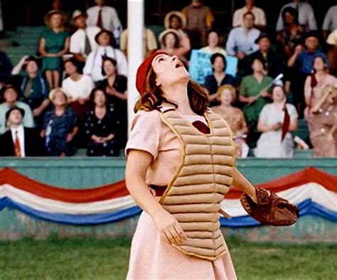 Photo 1 Of 5 Carson Shaw Abbi Jacobson Catches A Ball Behind Her Back A League Of Their Own