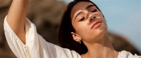 Physical Chemical Atau Hybrid Sunscreen Yang Lebih Cocok Untuk Jenis