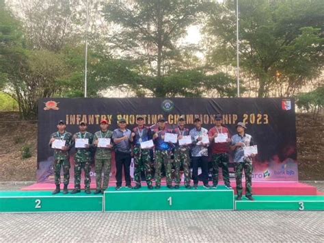 Pasukan Langit Yonif 501 Kostrad Kibarkan Prestasi Dihari Jadi Infanteri