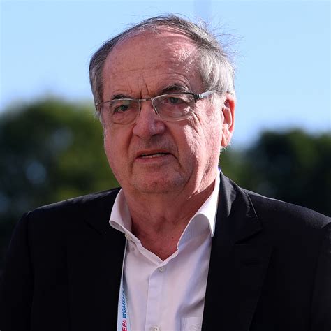 Noël Le Graët Enquête Ouverte Pour Harcèlement Moral Et Sexuel