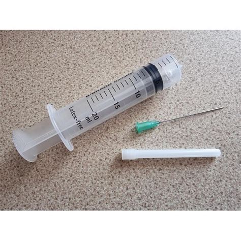 20ml Syringe Applicator With Blunt Needle For Solvent Weld