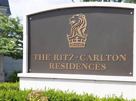Entrance Signage And Addresses Sign Guys Nyc