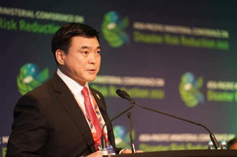 “Сендайн дунд хугацааны тайлан” сэдэвт хуралдааныг Шадар сайд С Амарсайхан нээж үг хэллээ