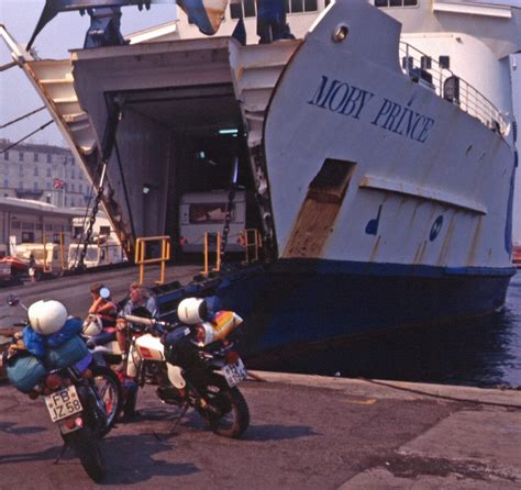 Disastro Del Moby Prince 33 Anni Senza Verità E Giustizia