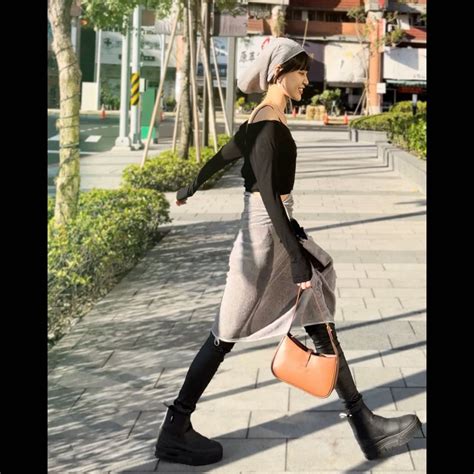 Sophie 平 Black Liflat Dcard