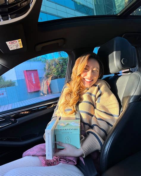 Amesia Hsieh 謝涵宇 Amesianews • Instagram Photos And Videos