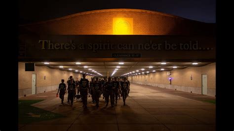 Corps Of Cadets March To The Brazos With Corps Commander Deandré Macri Youtube