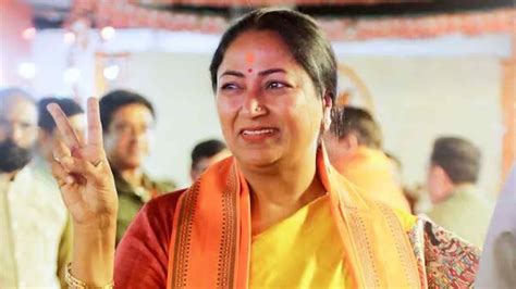 Rekha Gupta Becomes Delhis Fourth Woman Chief Minister Amidst Grandeur