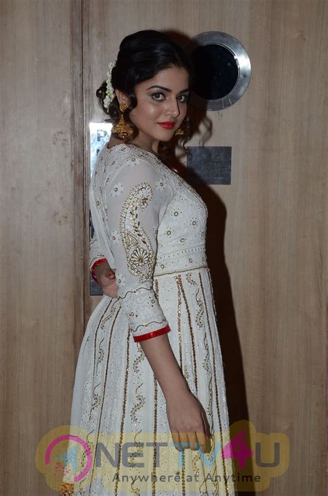 Actress Wamiqa Gabbi Hot Photos 150178 Galleries And Hd Images